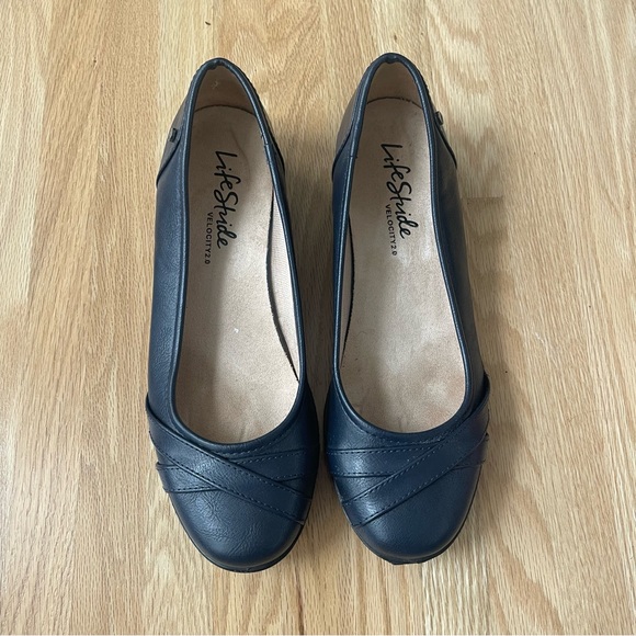 Life Stride | Shoes | Lifestride Navy Blue Leather Y2k Ballet Flats | Poshmark